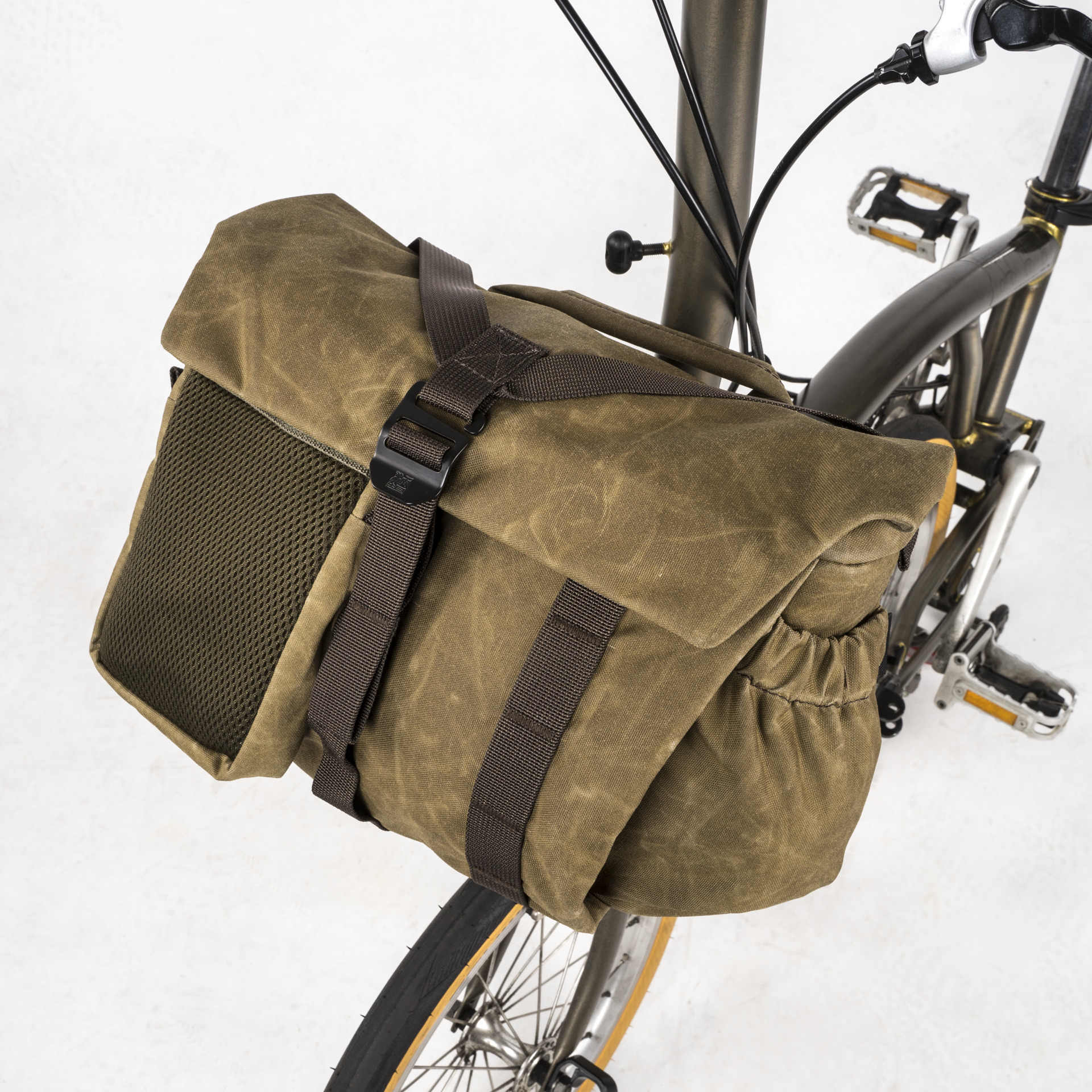 "PILOT" BROMPTON BAG 7L, includes 2 pouch modules (optional carrier ...